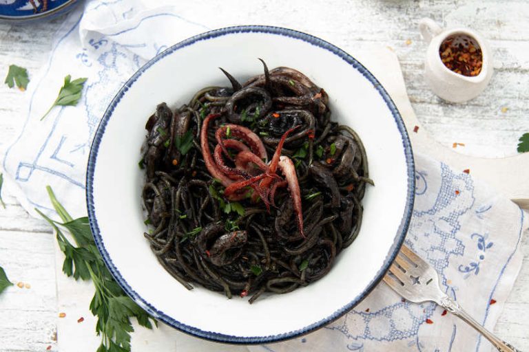 The Best Sicilian Food: 25 Authentic Dishes In Sicily You Must Eat