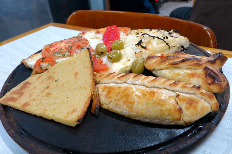 Buenos Aires Food Guide: 10 Best Buenos Aires Foods You Want To Eat