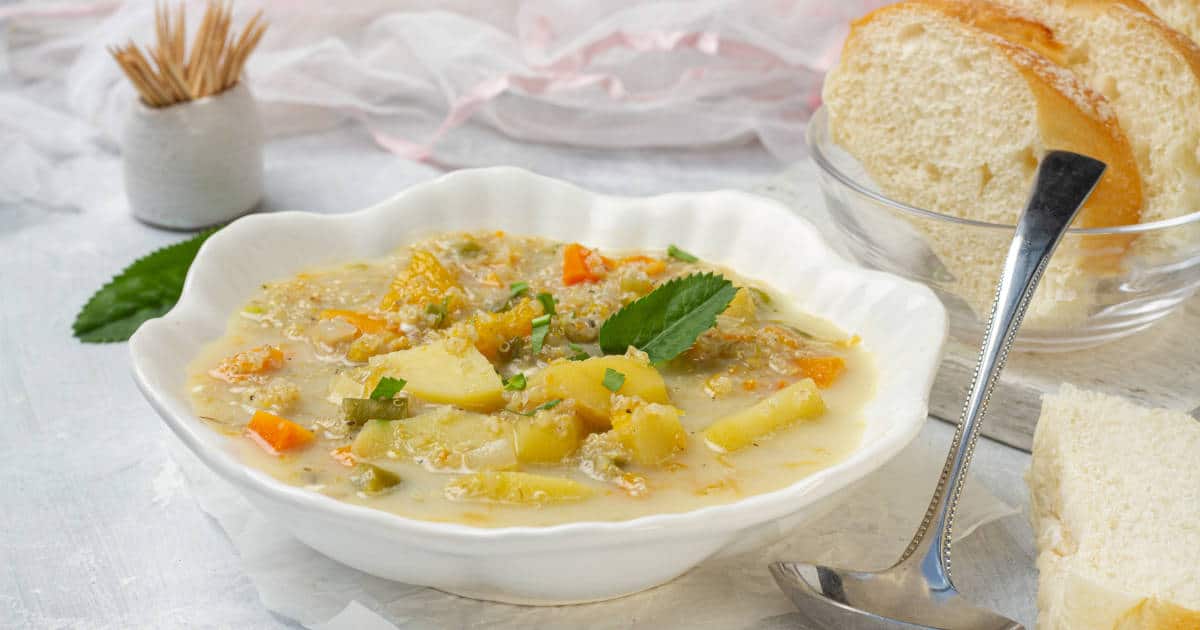 Easy And Healthy Peruvian Quinoa Soup Recipe